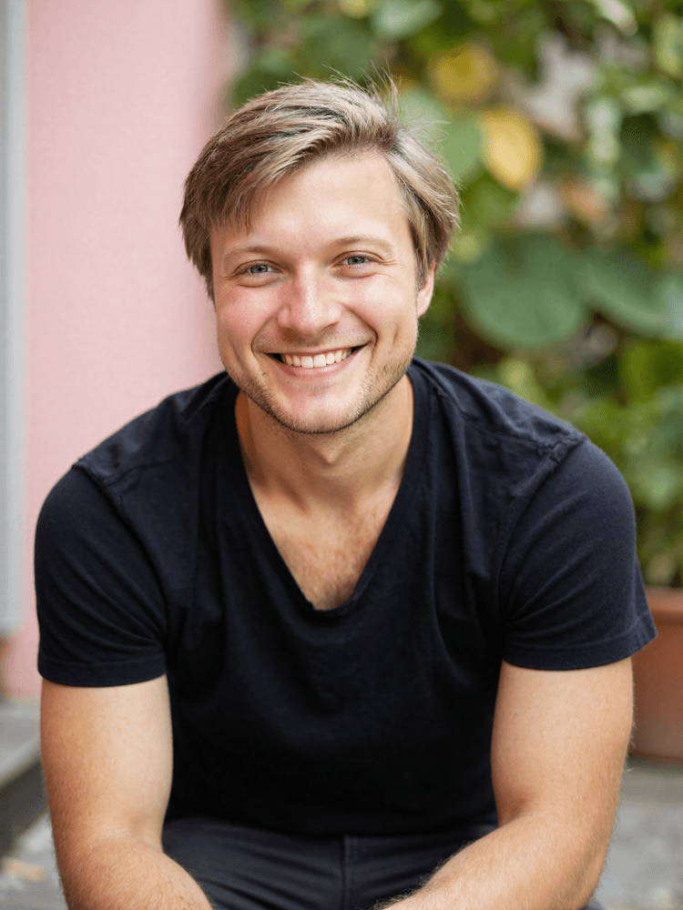 Discord PFP - Free Discord Profile Pictures | Dark Theme Optimized | PFPMe